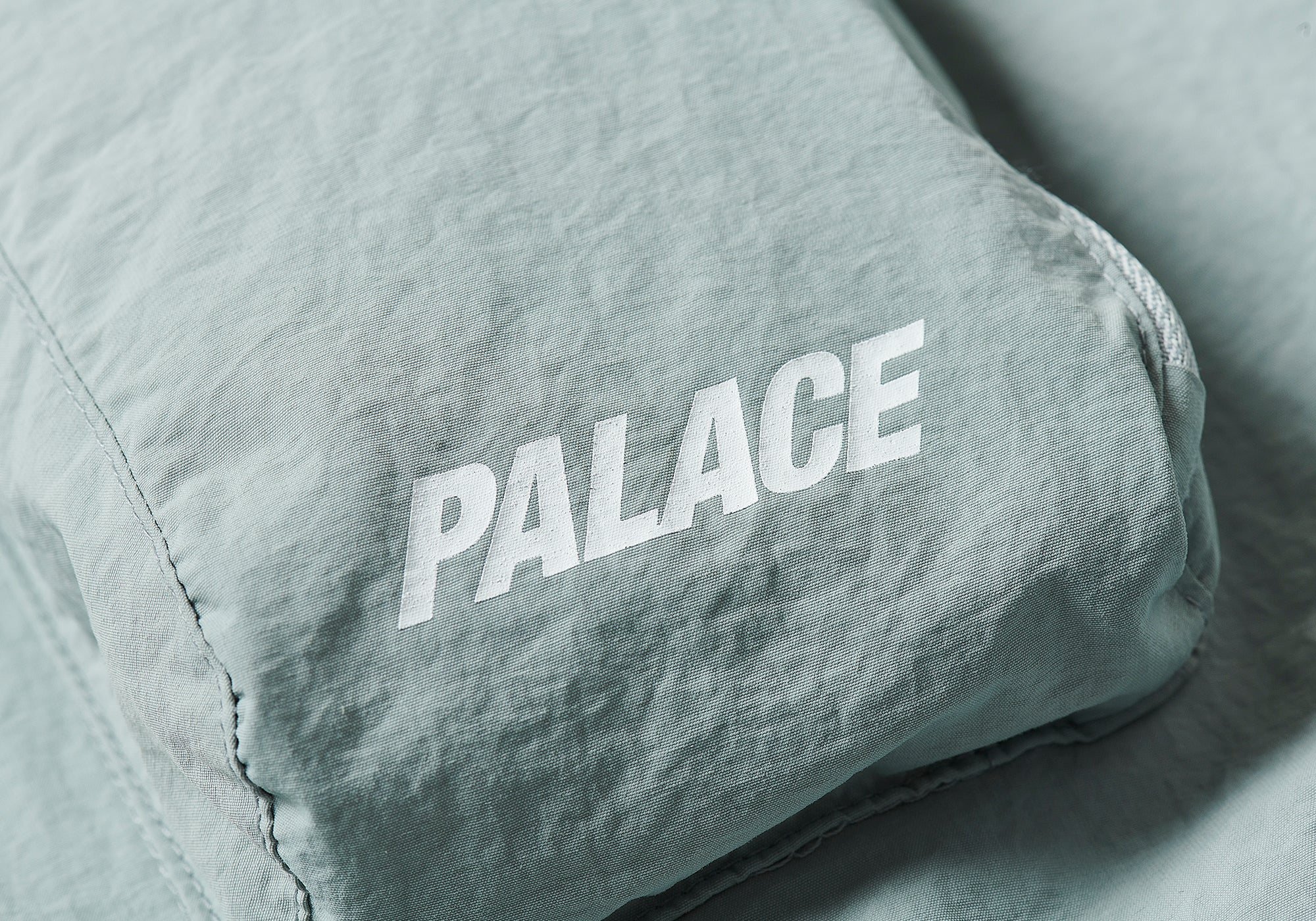 Hooded Sheller Jacket Cloudy - Autumn 2023 - Palace Community Hooded Sheller Jacket Cloudy - Autumn 2023 - Palace Community